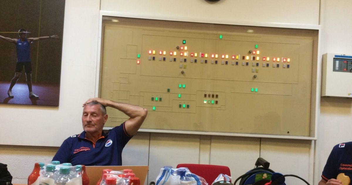 Boksen.nl | Commissie opleidingen: ¨opleidingen op rood¨