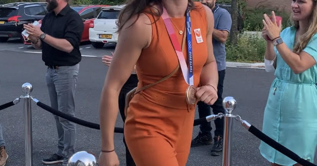 Boksen.nl | Sfeervolle huldiging Nouchka